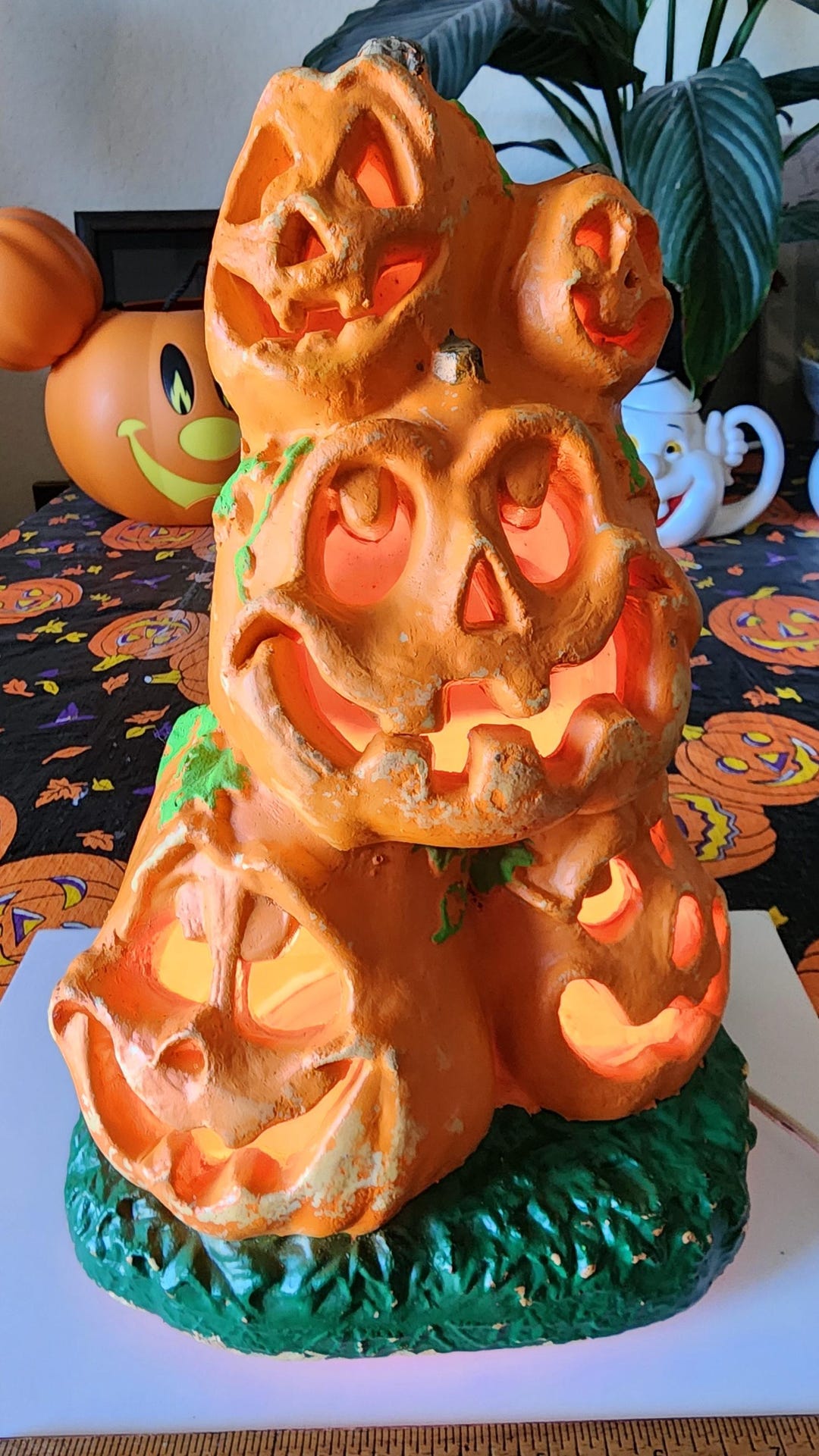 Vintage Halloween Pumpkins Stacked Tower Jack-o-lanterns Lighted Easter ...