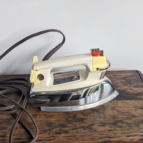 Vintage Clothes Iron - Etsy