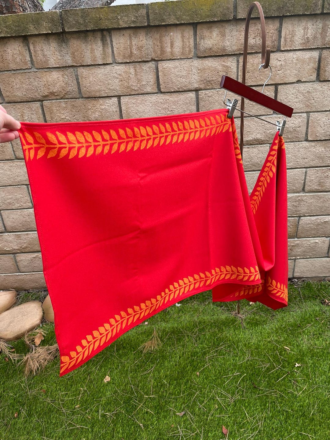 Wool Veil/ Drape Red With Gold Laurel Ancient Greek/ Roman Reenactment ...