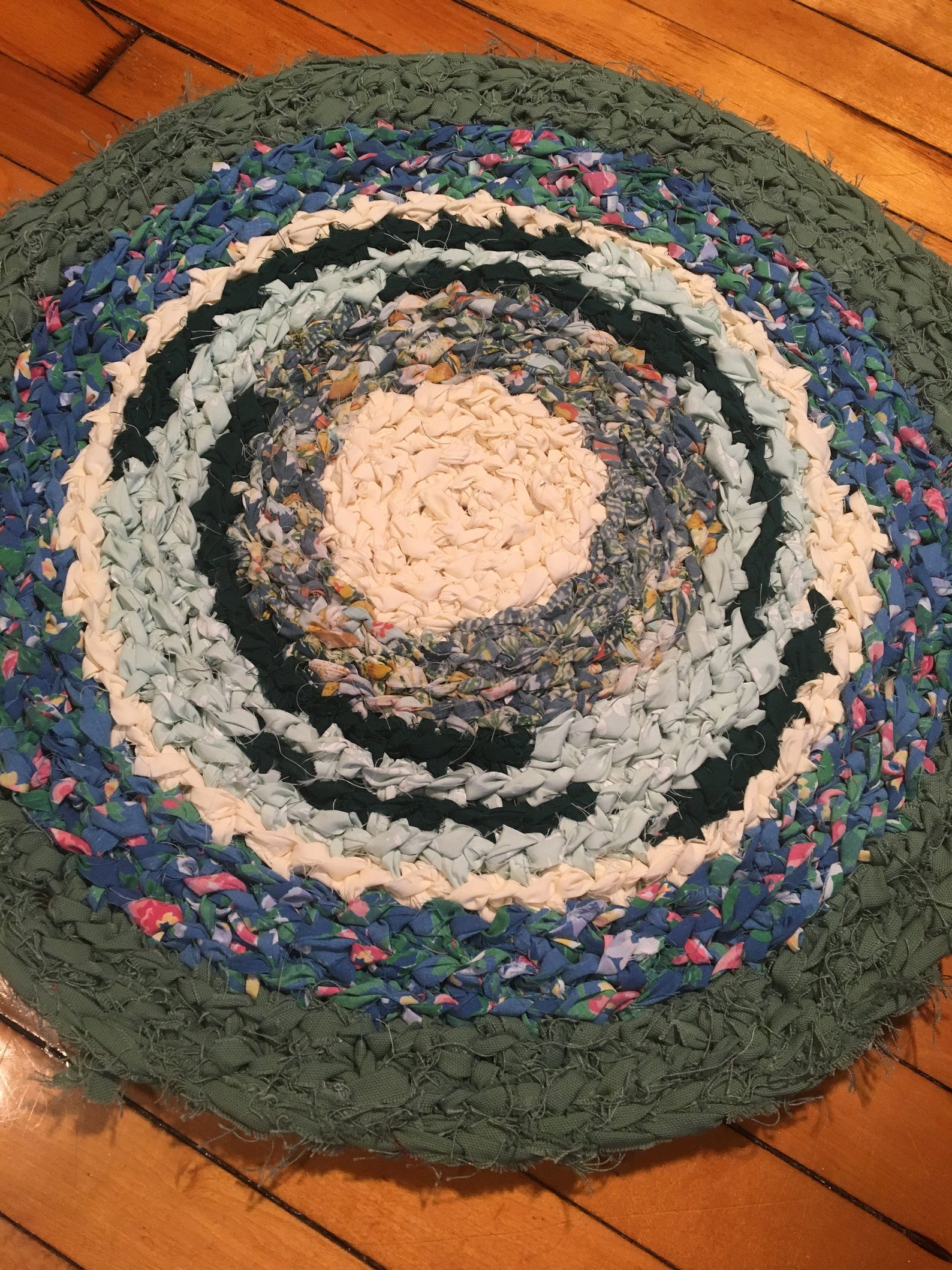 Brand New Handmade Upcycled Round Rag Rug - Etsy Ireland