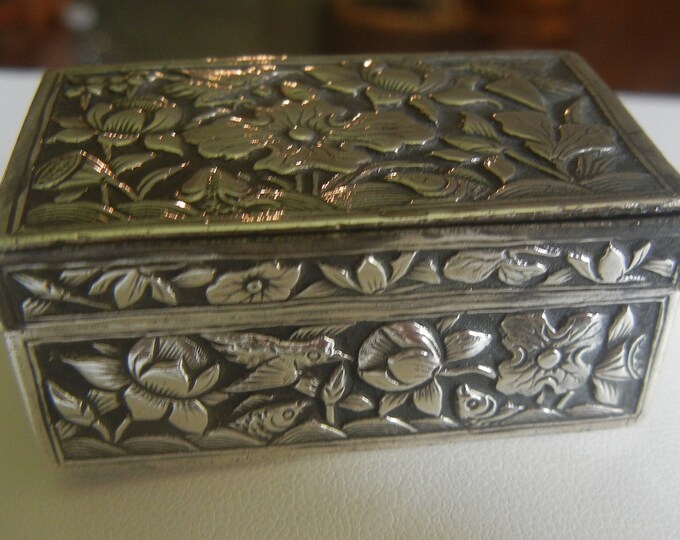 Vintage Chinese Silver Repousse Box Flowers & Birds, 32 Grams, 1-7/8x1 ...