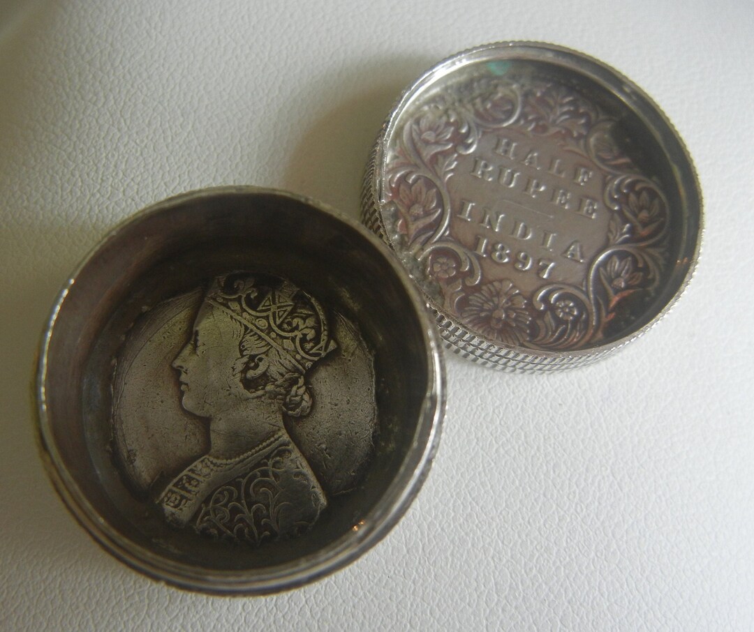 Rare Empress Victoria 1862 & 1897 Silver India Half-rupee Coins Snuff ...