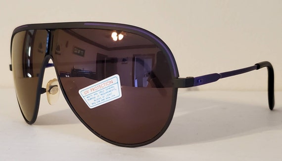 Vintage Aviator Sunglasses // Deep Purple Violet stri… - Gem