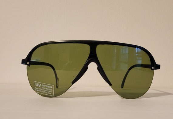 Vintage Teardrop Aviator Sunglasses // Black Rubber F… - Gem