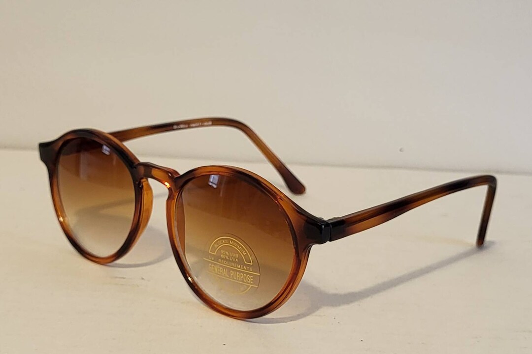 Vintage Sunglasses // Red - Brown Tortoise Shell Frames // Round Cat ...