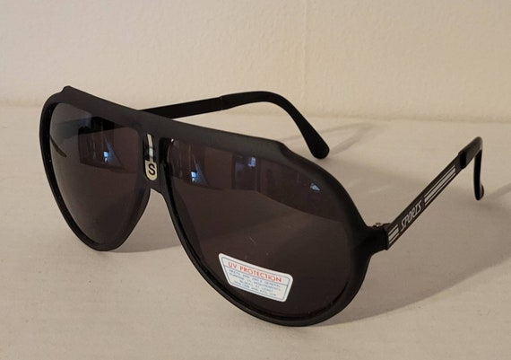 Vintage Aviator Sunglasses // Normal Tint Lenses // B… - Gem