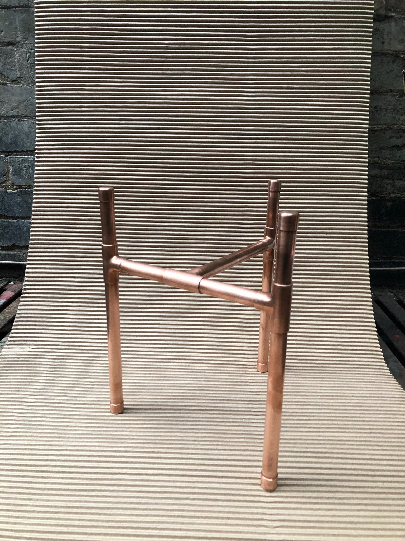 Minimal Triangle Plant Stand - Etsy