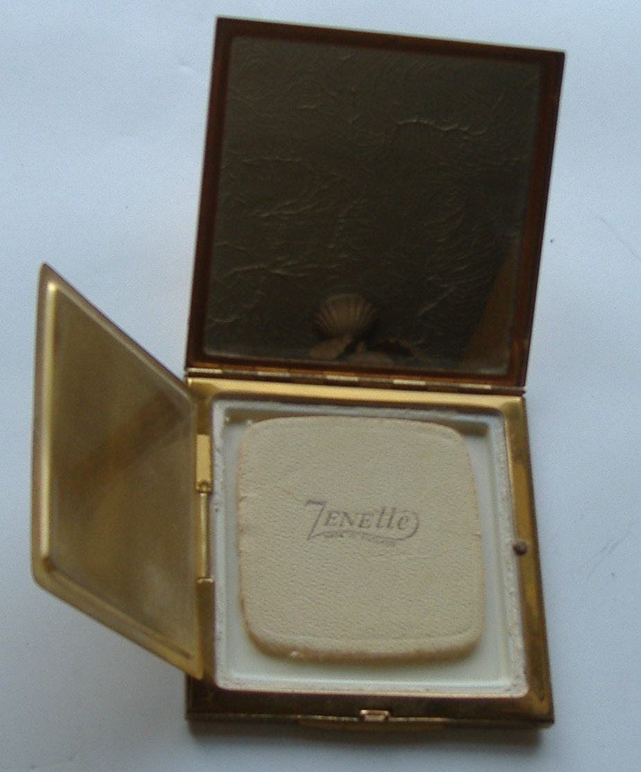 ART DECO ZENETTE Compact Gold Colour Fawns Sun Design - Etsy