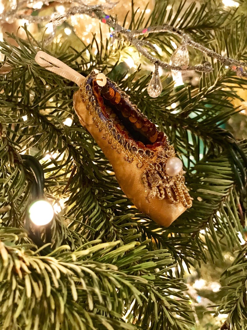 Mini Nutcracker Ballet Pointe Shoe Ornament / Pointe Shoe Keychain ...