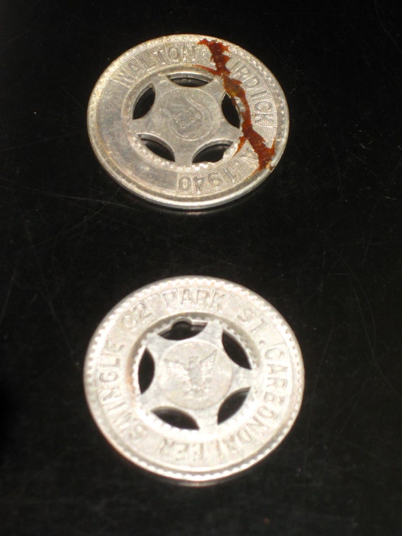 Lot of 2 Vintage Tokens geo5714bt - Etsy