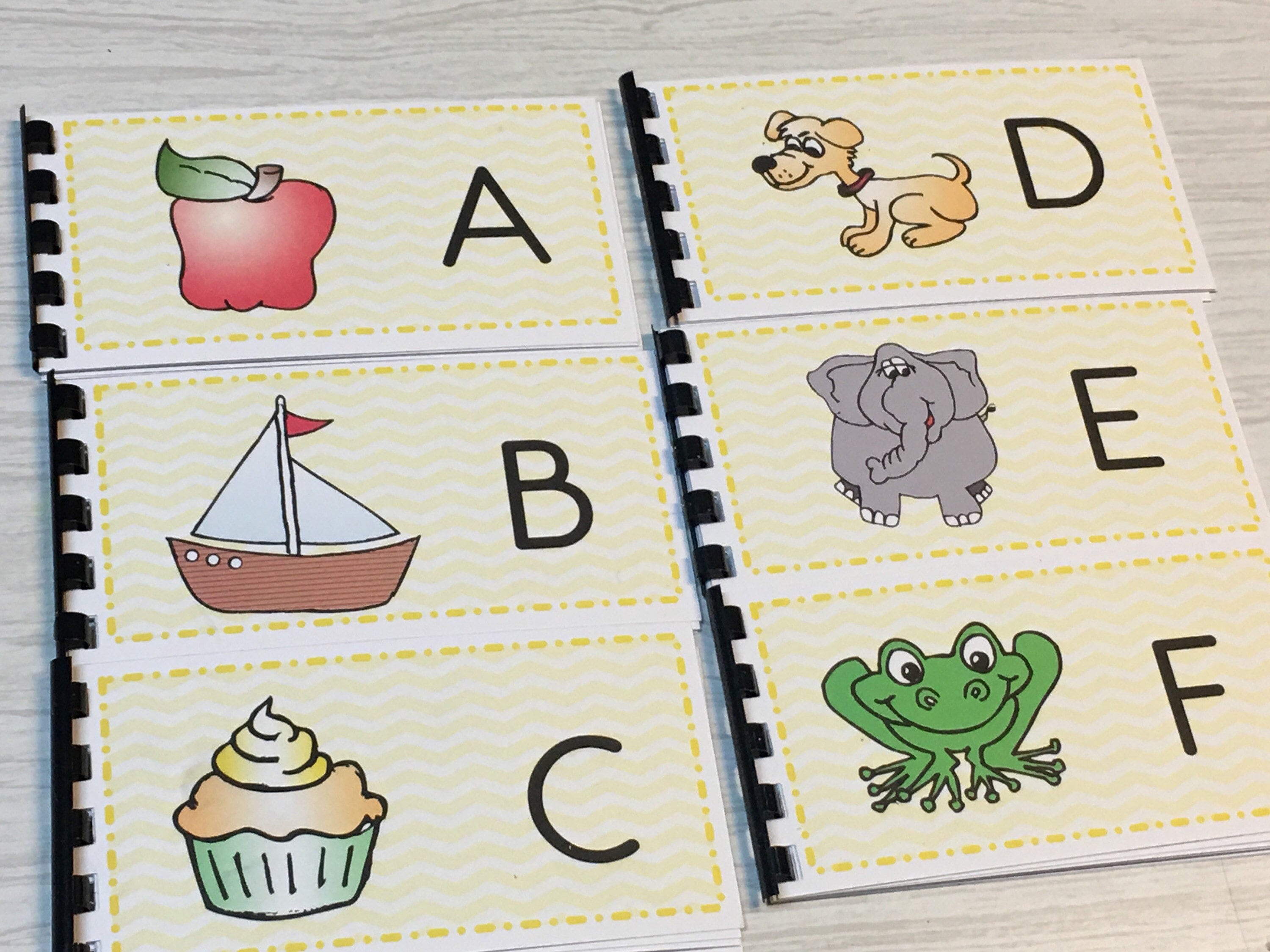 Pre-reading Series - 26 Alphabet Booklets- Montessori Material for ...