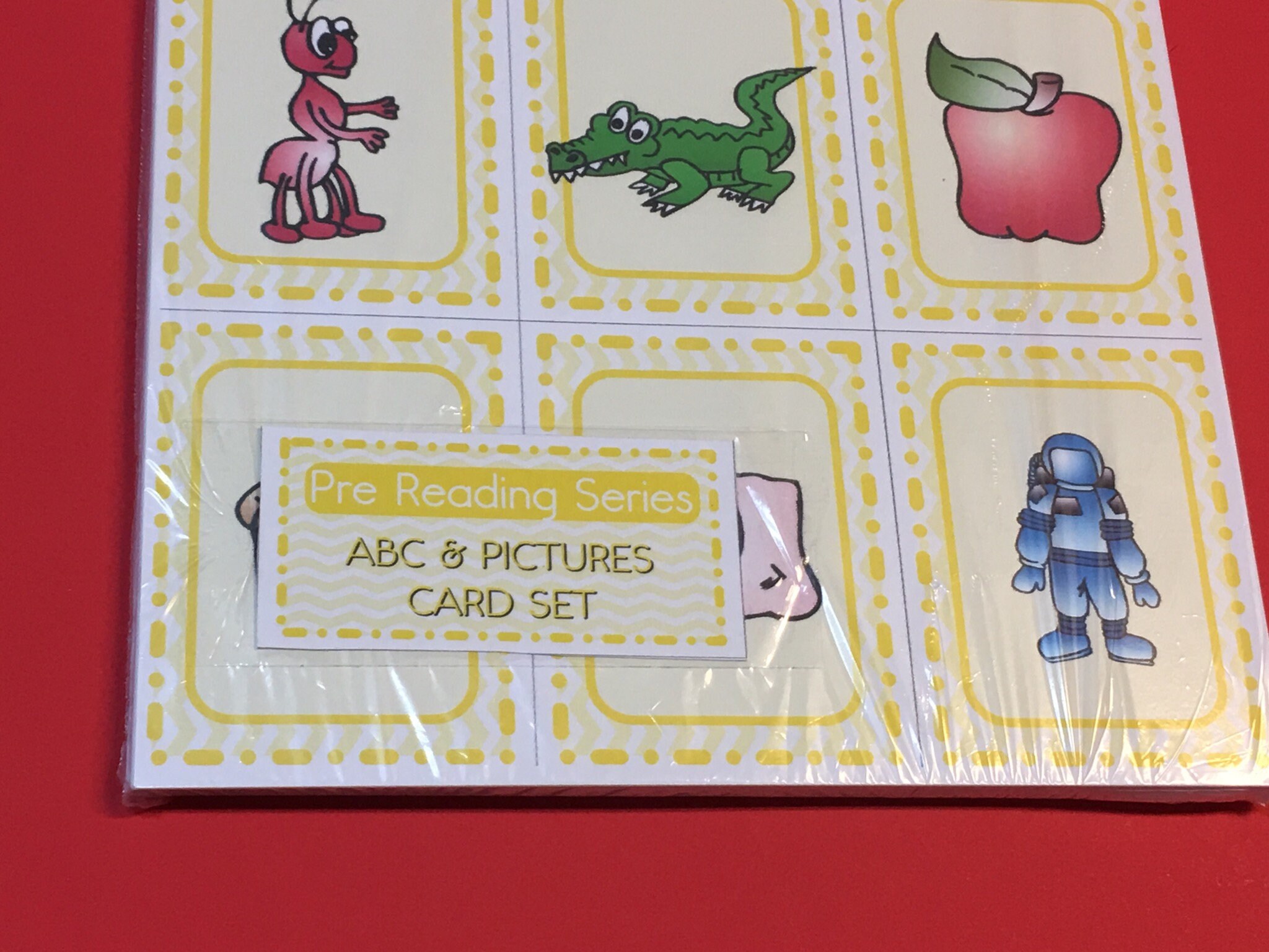 ABC & PICTURES CARDS - Pre-reading Series - Montessori Materials for ...