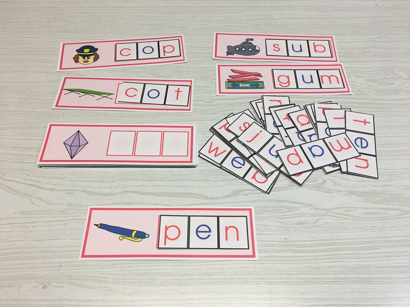 The Pink Series - Picture Strips With Movable Letters - Montessori ...
