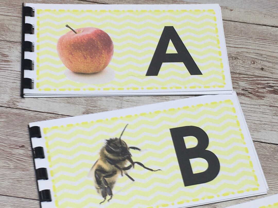 Pre-reading Series - 26 Alphabet Photo Booklets - Montessori Materials ...