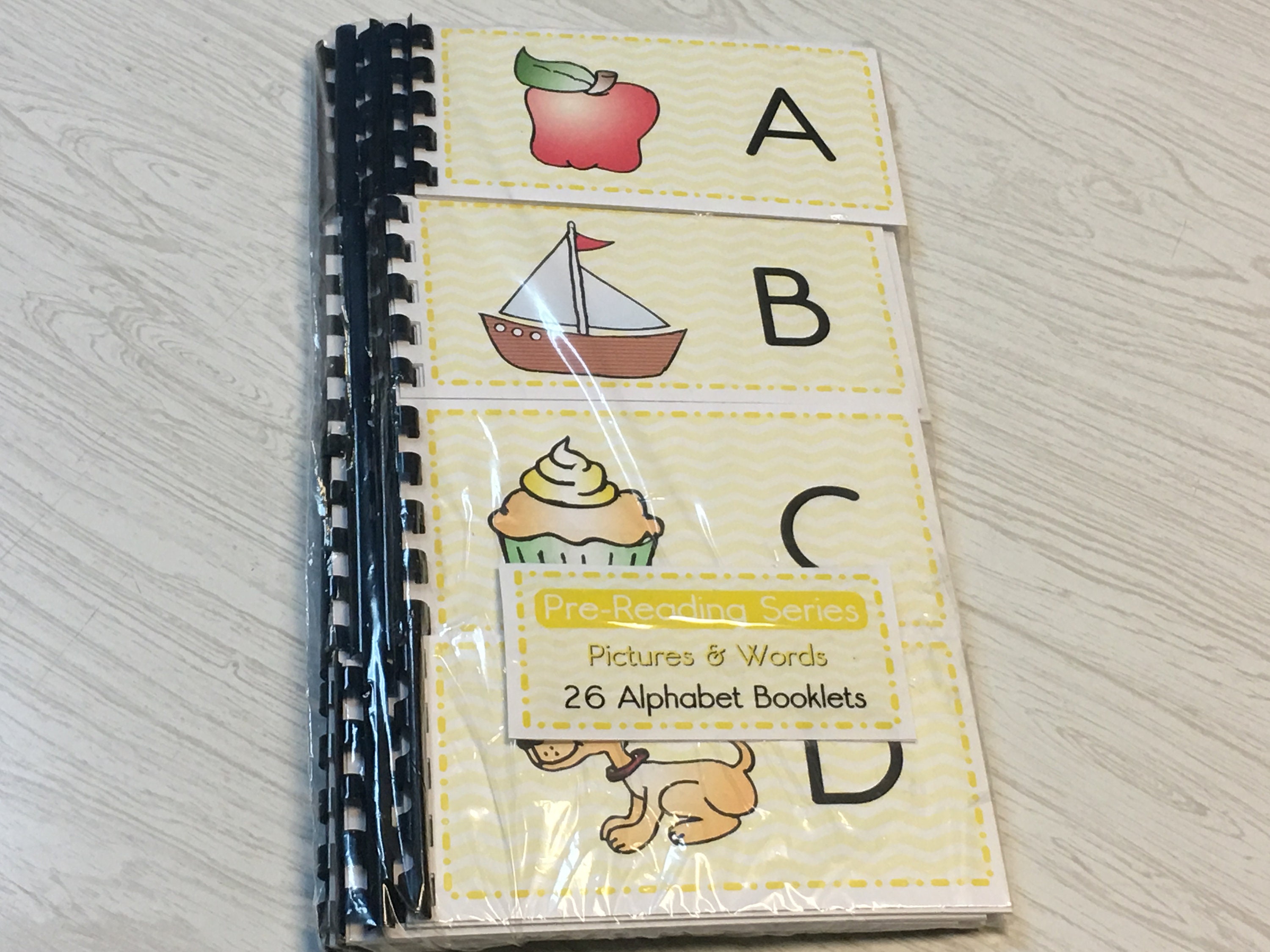 Pre-reading Series - 26 Alphabet Booklets- Montessori Material for ...