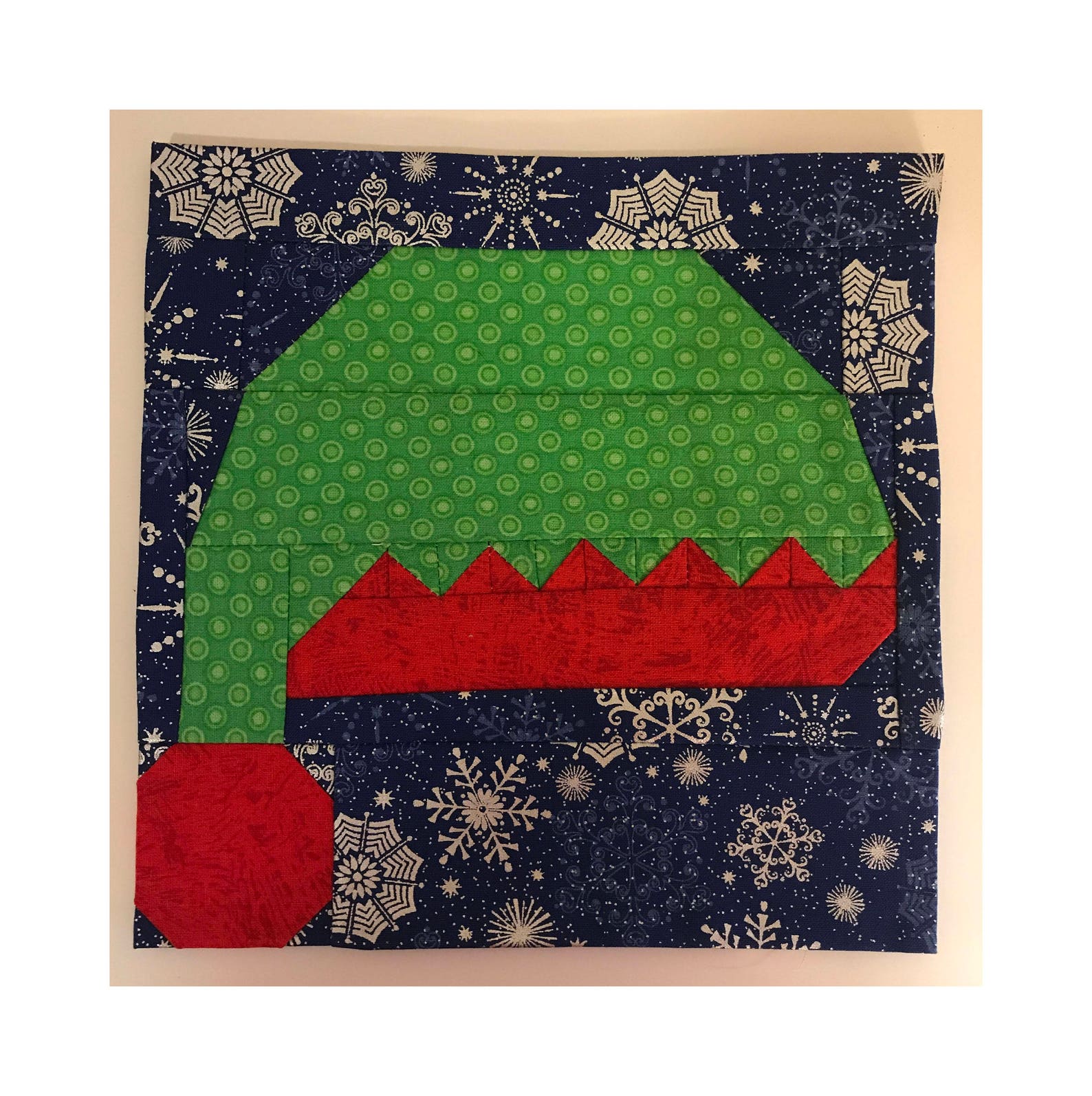 PDF, Elf Hat Quilt Pattern, 8"x8" Quilt Block, Paper Piecing, Christmas ...