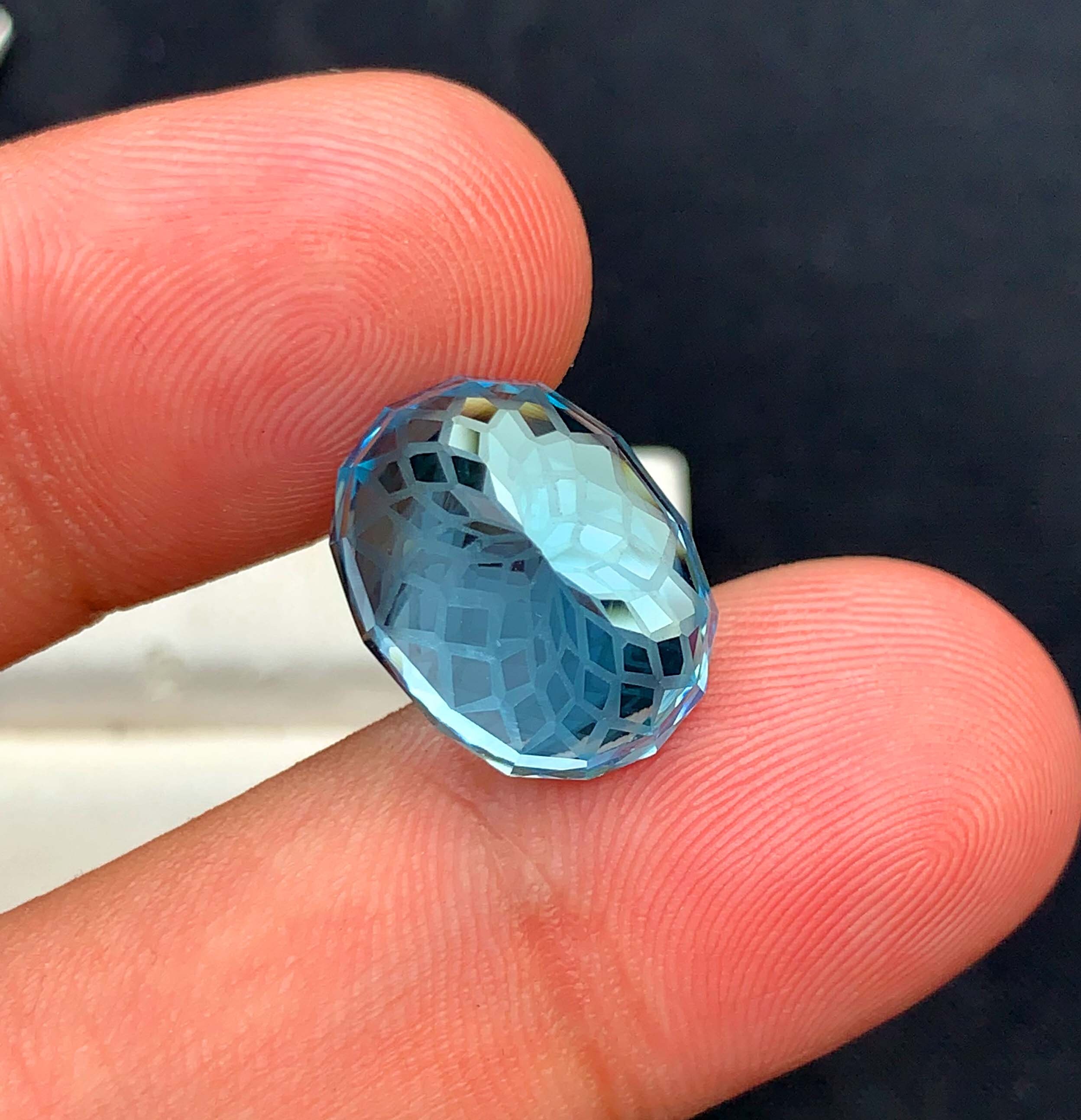 Oval Flower Cut Swiss Blue Topaz 14.65 CT Pacific Blue Topaz Necklace ...