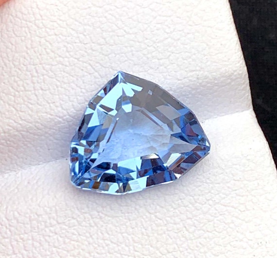 Butterfly Blue Aquamarine Gemstone Santa Maria Aquamarine Cut - Etsy