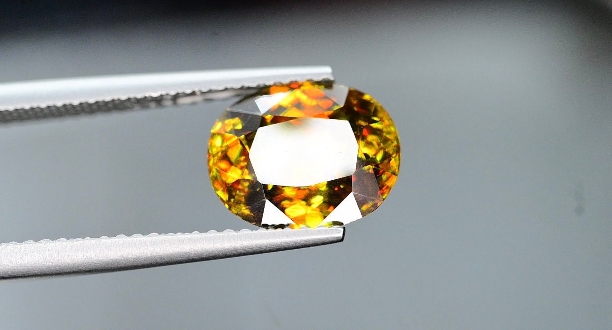Sphene Gemstone, Full Fire Natural Sphene Gemstone, Use for Jewellery ...