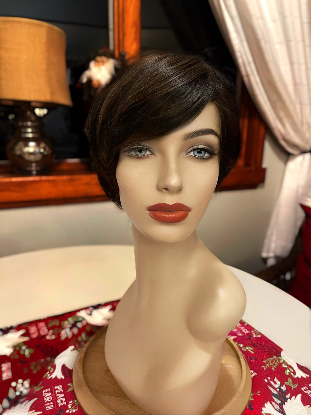 Chestnut Wig Short Wig Sleek Lines Pageboy 1920s Style Wig Light Wig ...