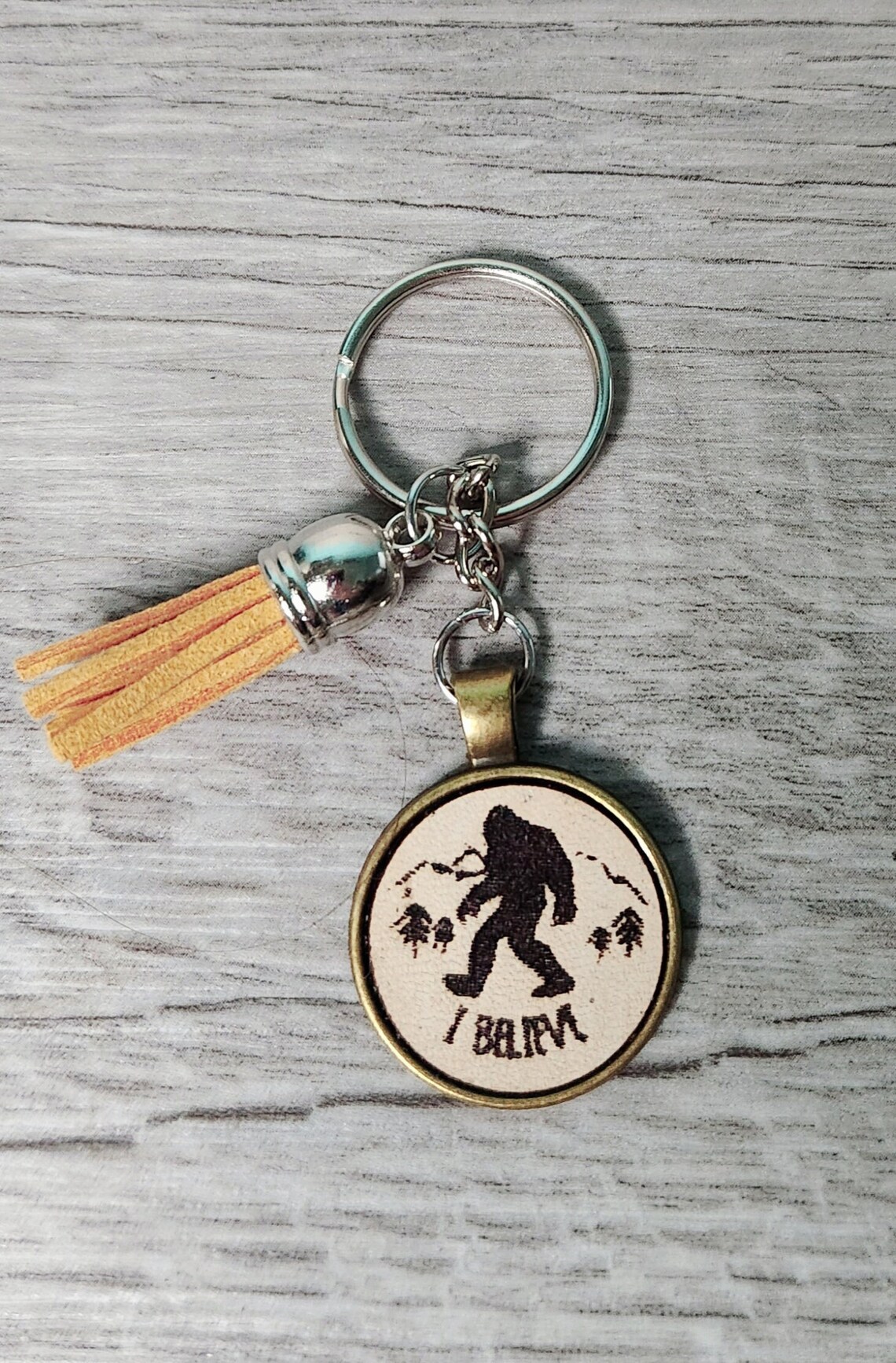 Bigfoot Leather Keychain Bigfootleather Keychain Keychain Yeti PNW - Etsy
