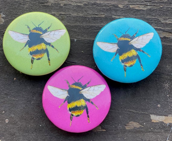 Bumble Bee Buttons