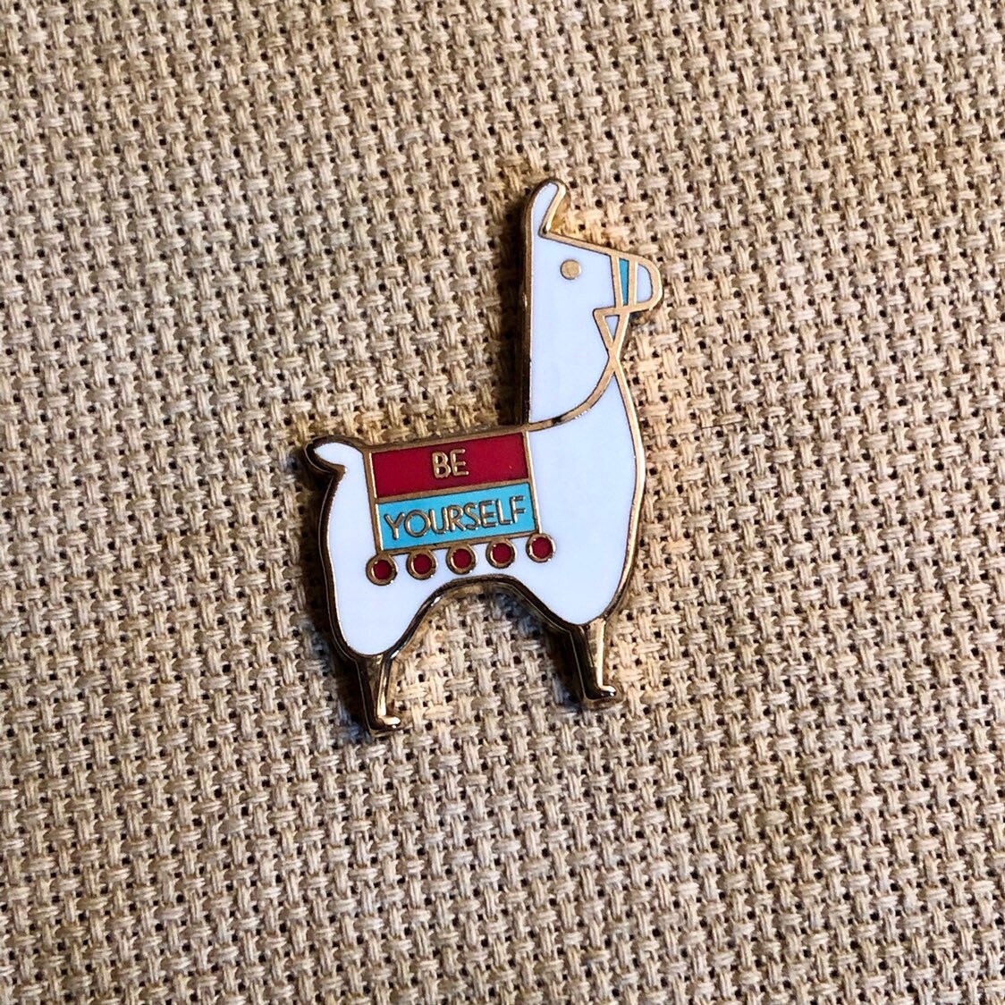 Sewing & Needlecraft Needle Minders keepers Happy Llama Needle Minders ...