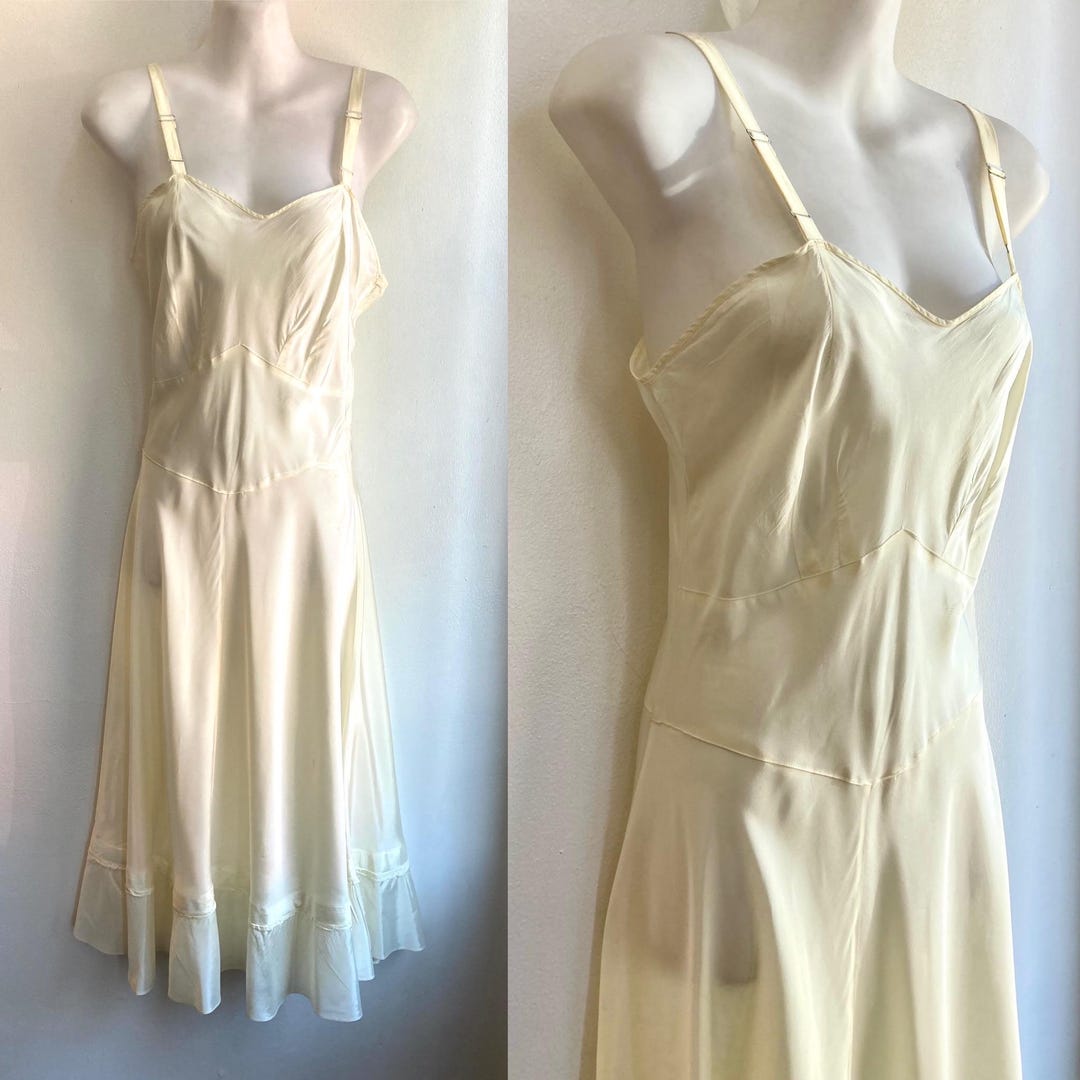Vintage 40s 50s Slip / Slip Dress / Corset Waist + Full RUFFLED Skirt ...