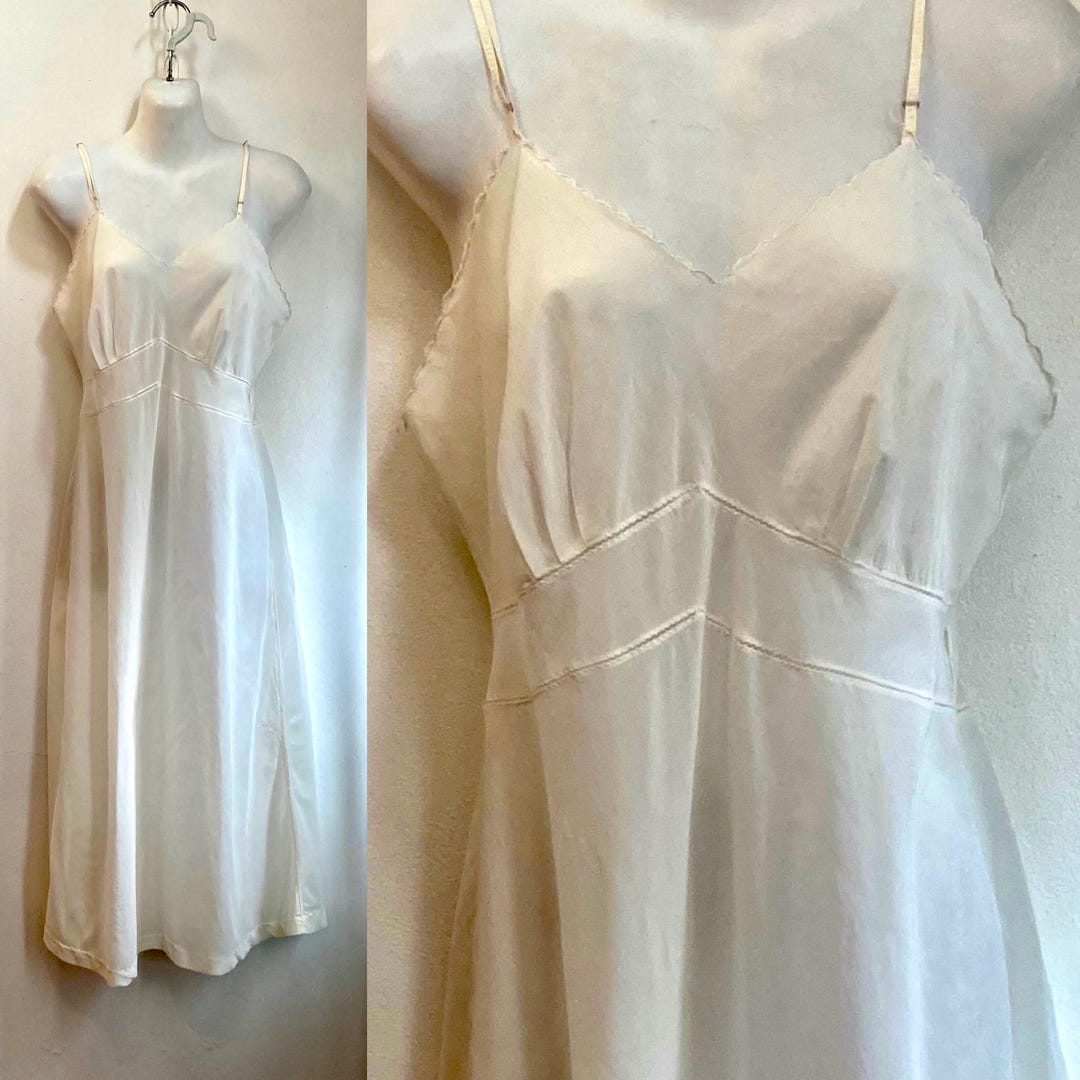 Vintage 40s 50s Slip / Slip Dress / Scallop Edge + Corset Waist / White ...