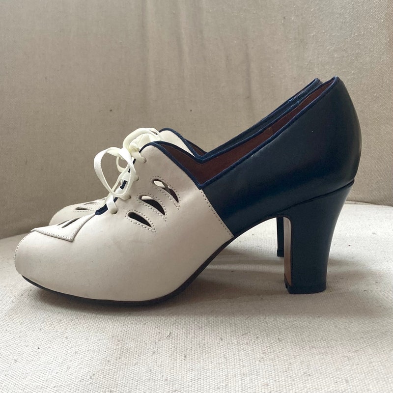Spectator Pumps - Etsy
