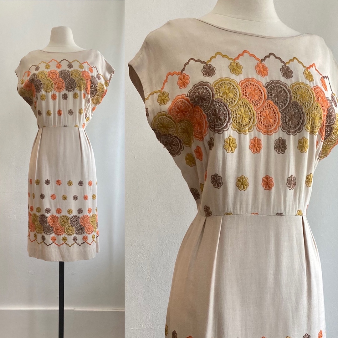Vintage 60s LINEN Dress / Preppy Shift / Natural Color + Embroiderd ...