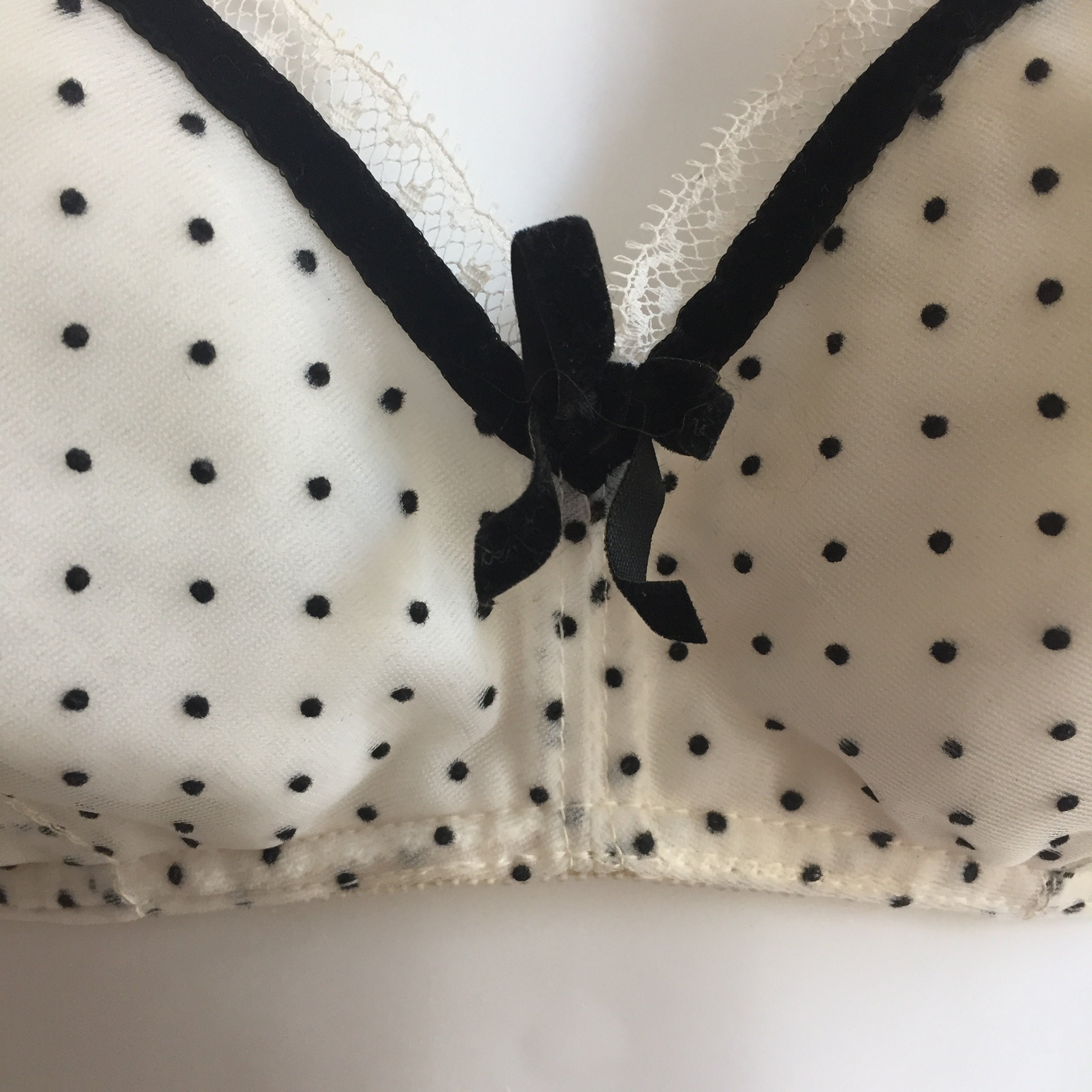 Vintage 50s Sweet White SWISS DOT Bra Top / Black Velvet Trim - Etsy