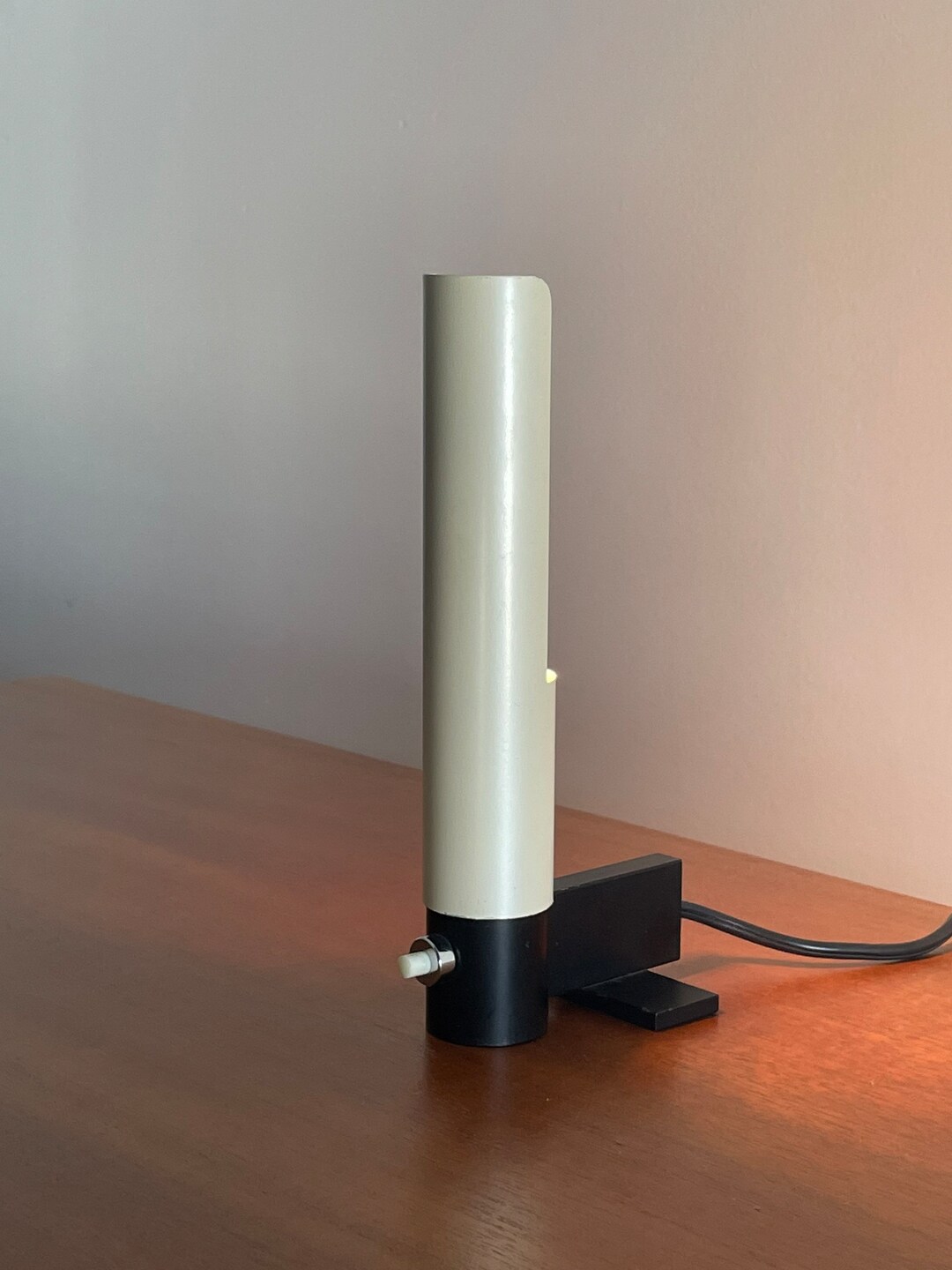 Gino Sarfatti for Arteluce Model 585 Minimalist Table Lamp - Etsy