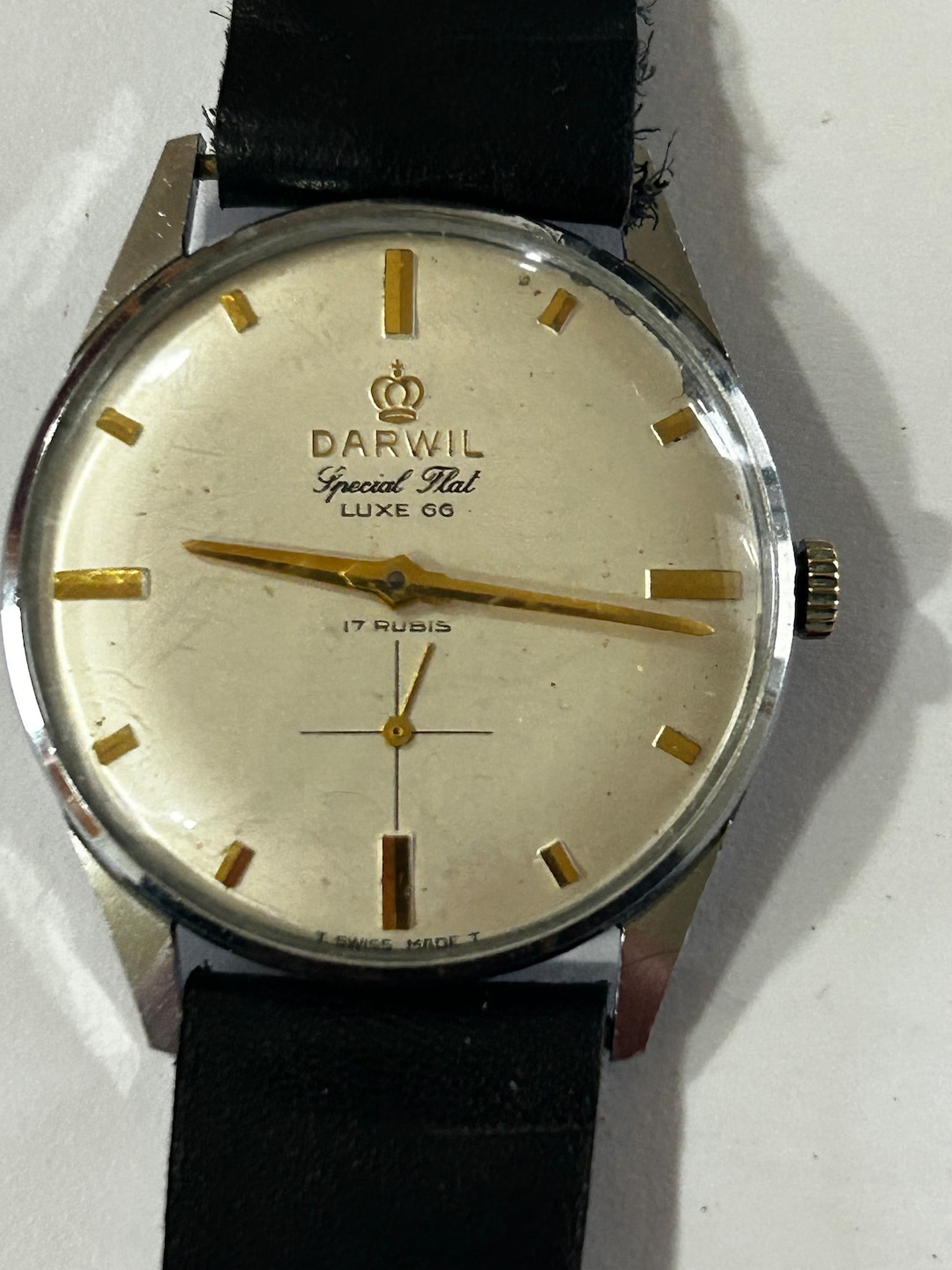 Vintage Darwil Swiss Made Watch - Etsy