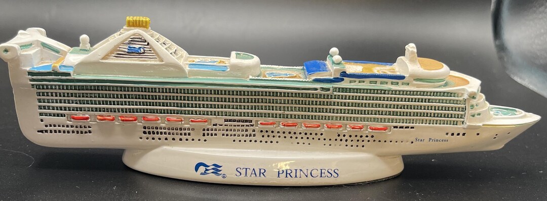 Princess Cruises STAR PRINCESS Replica Ship Resin Model Figurine 6.75 ...