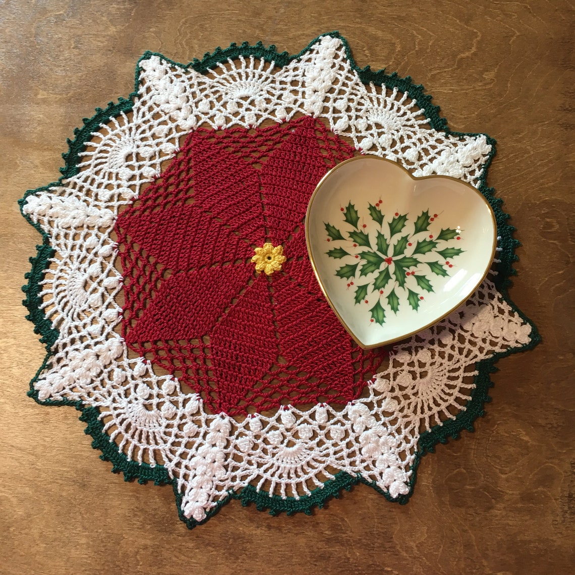 Crochet Red Doily, Christmas Doily, Red Green and White Lace Doily ...