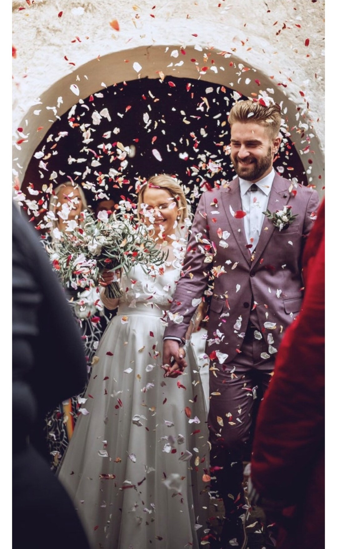 1 Litre Dried Flower Wedding Confetti | Biodegradable Confetti | Flower ...