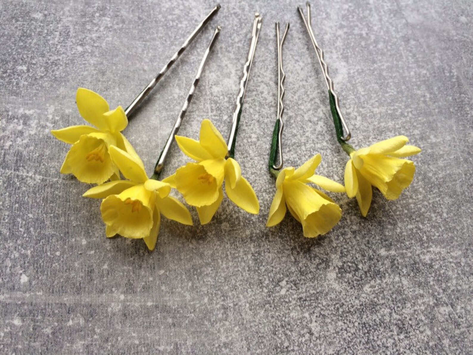 Daffodil hair pins Yellow flower hair piece | Etsy