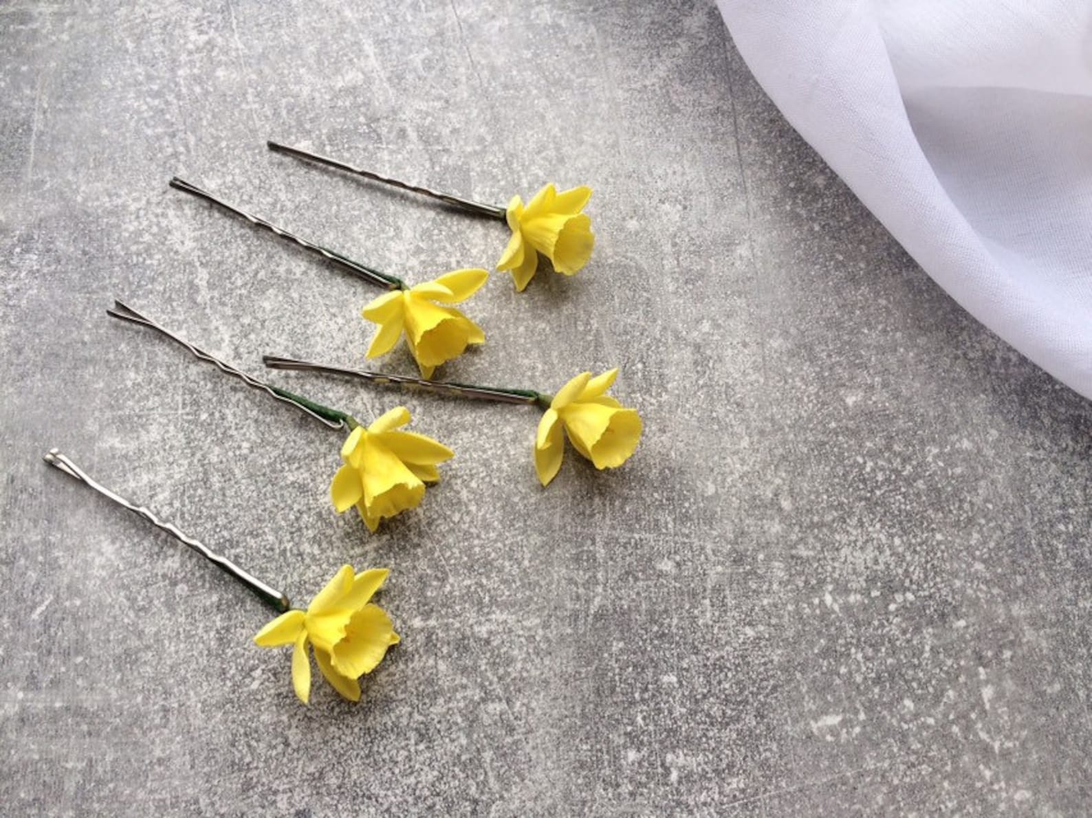 Daffodil hair pins Yellow flower hair piece | Etsy