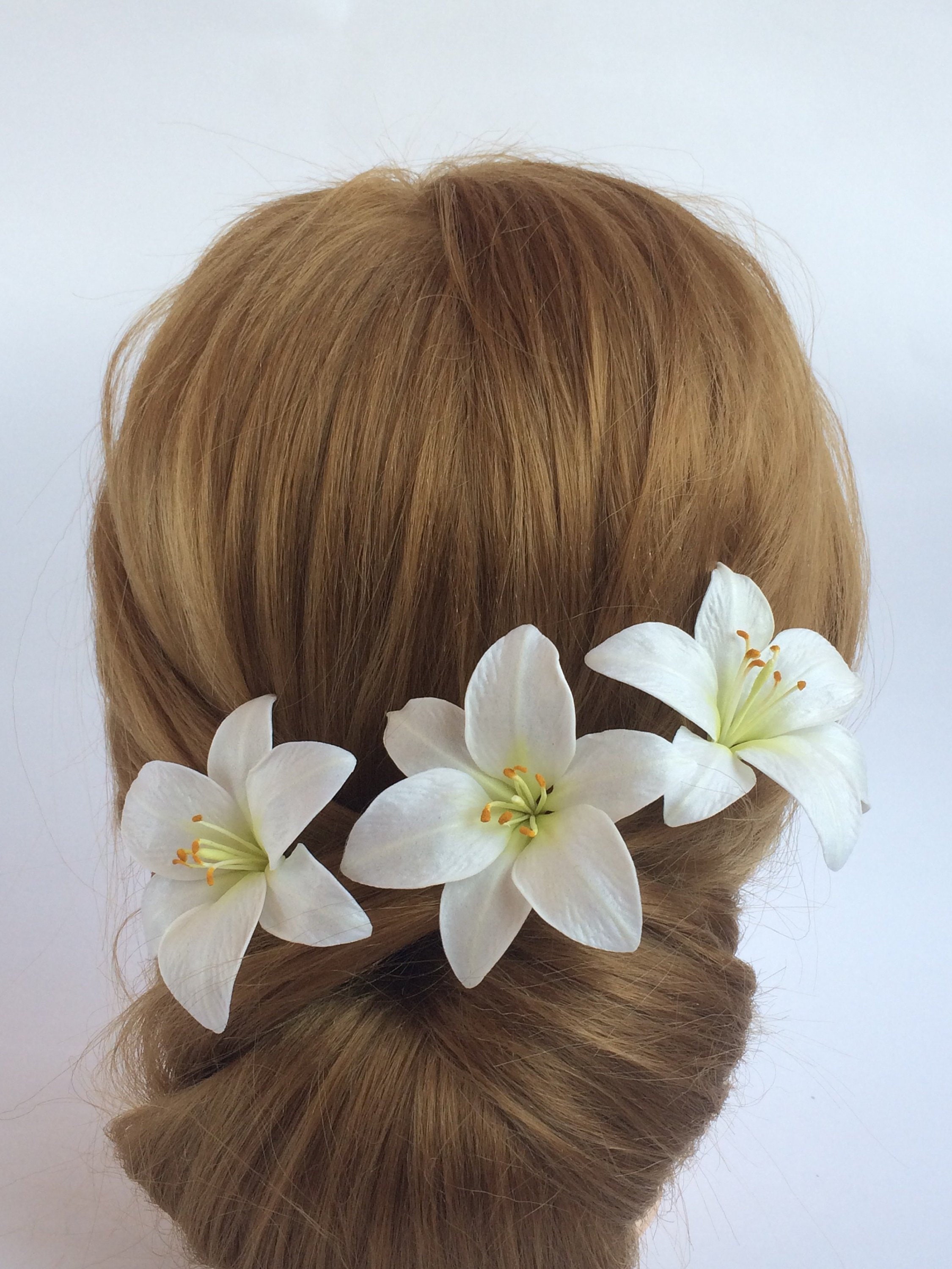 White lily hair pins set Lily hair flower Mini flower Hair - Etsy Polska