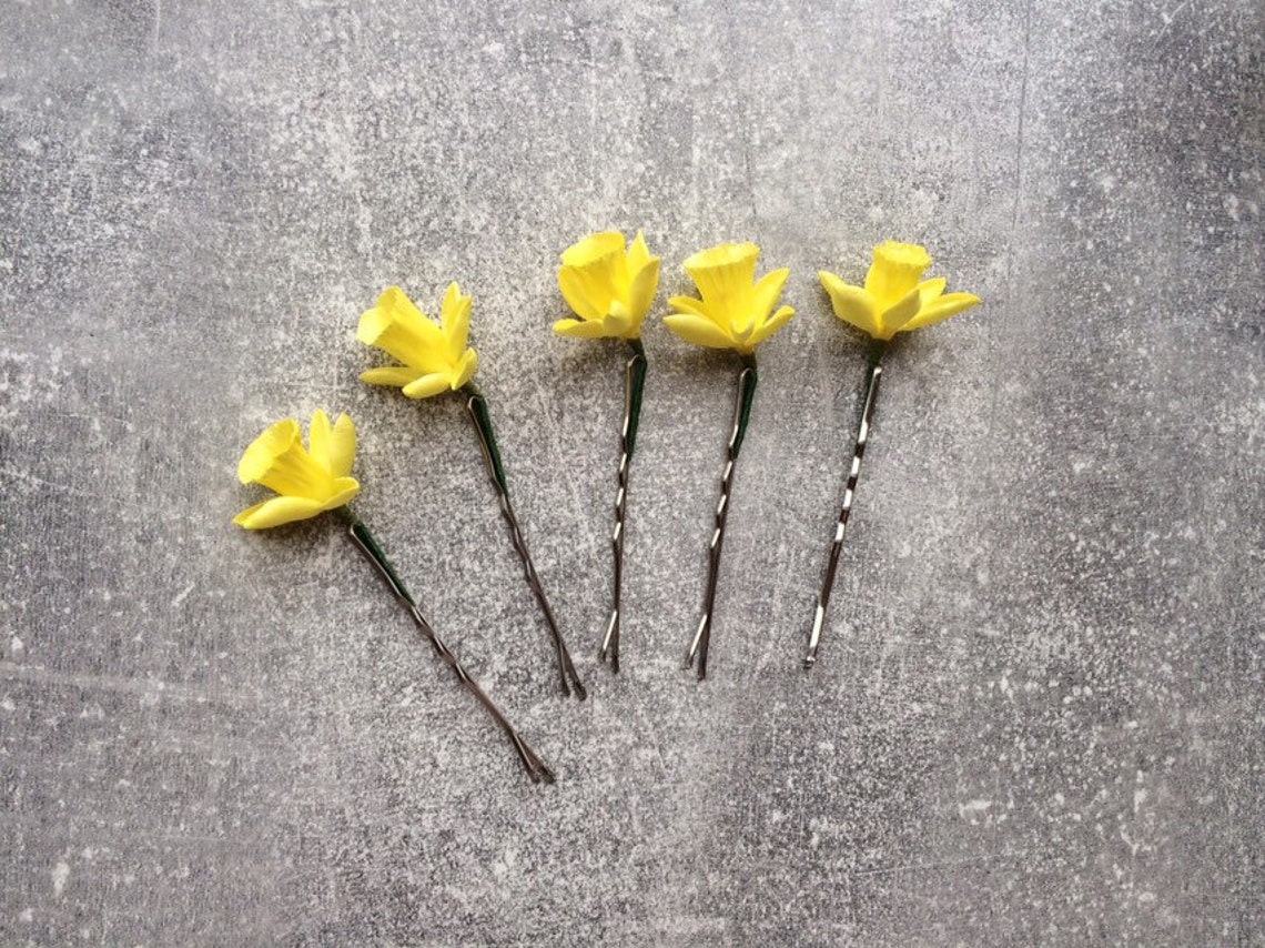 Daffodil hair pins Yellow flower hair piece | Etsy