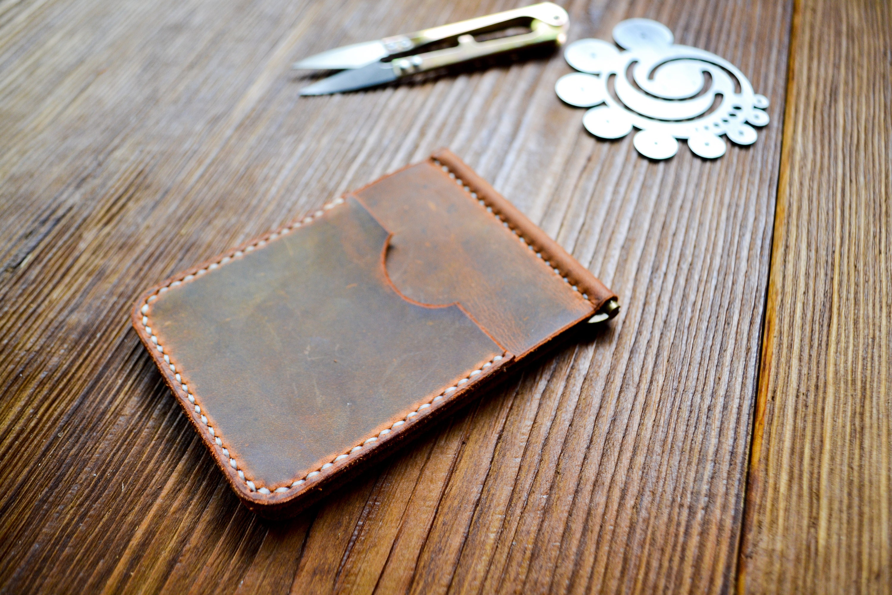 Money Clip Wallet Leather Money Clip Minimalist Wallet | IUCN Water