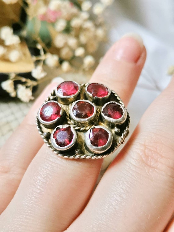 True vintage rings store