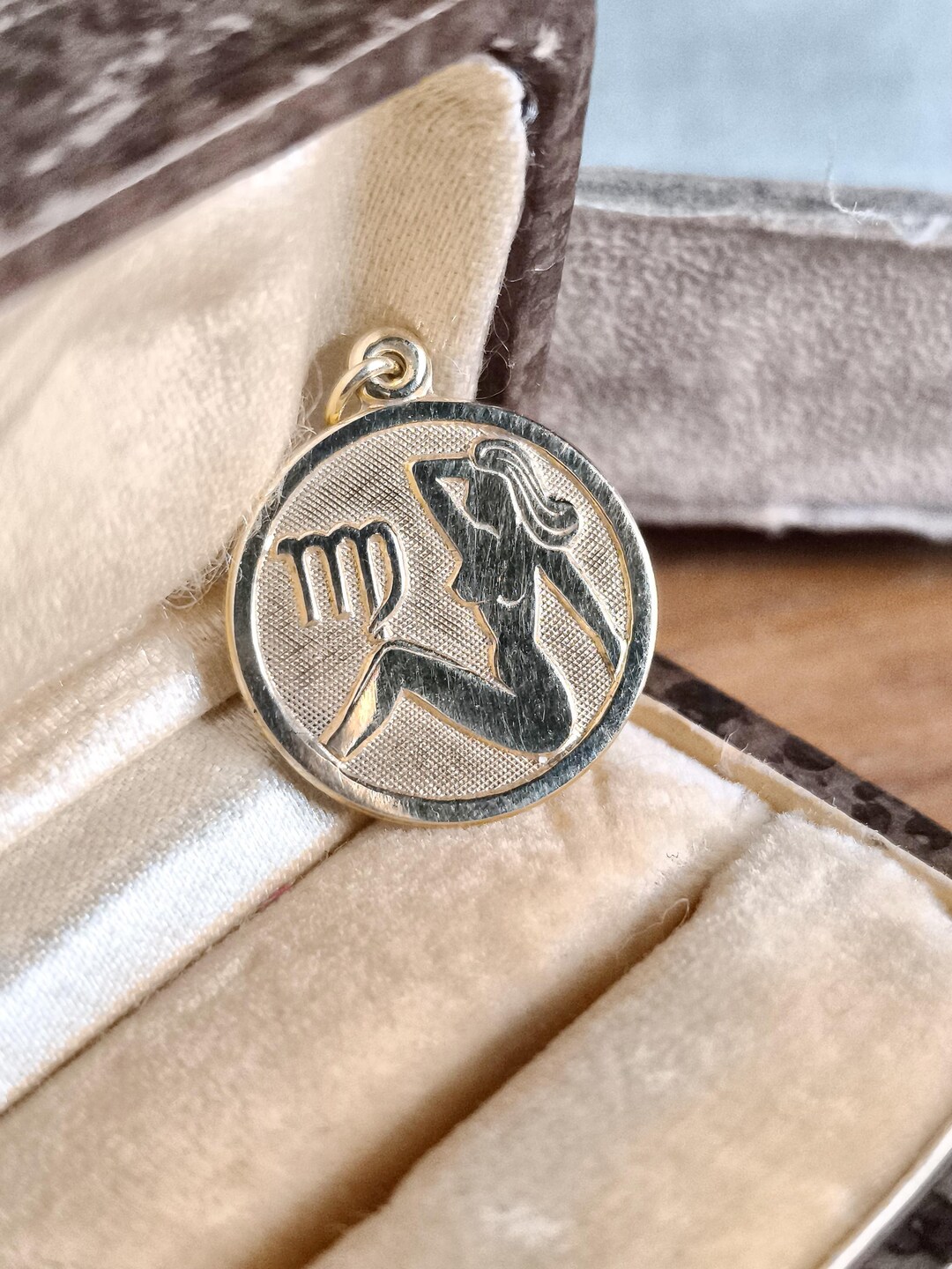 Vintage 333 GG Virgo Chain Pendant / Charm 8k Yellow Gold Zodiac Sign ...