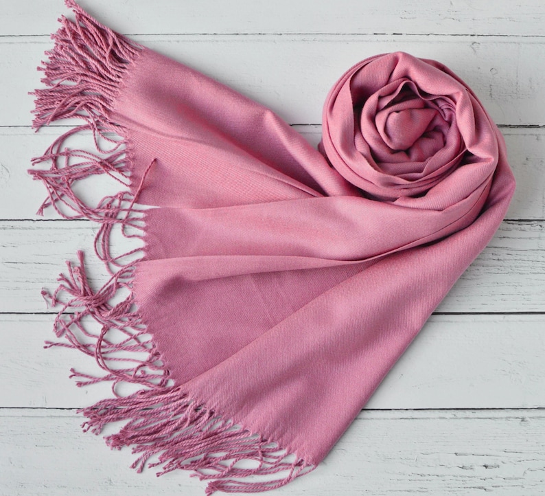 Pashmina rosa Drew, di medio peso, super morbida, grande, per occasioni ...