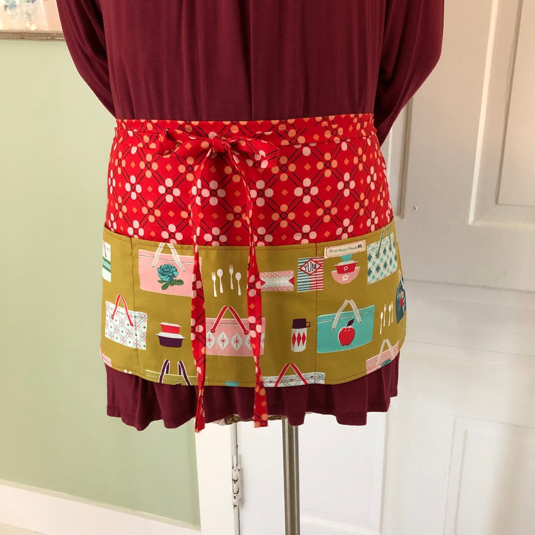 Retro Picnic Half Apron: Vintage Market Vendor Apron With Pockets - Etsy