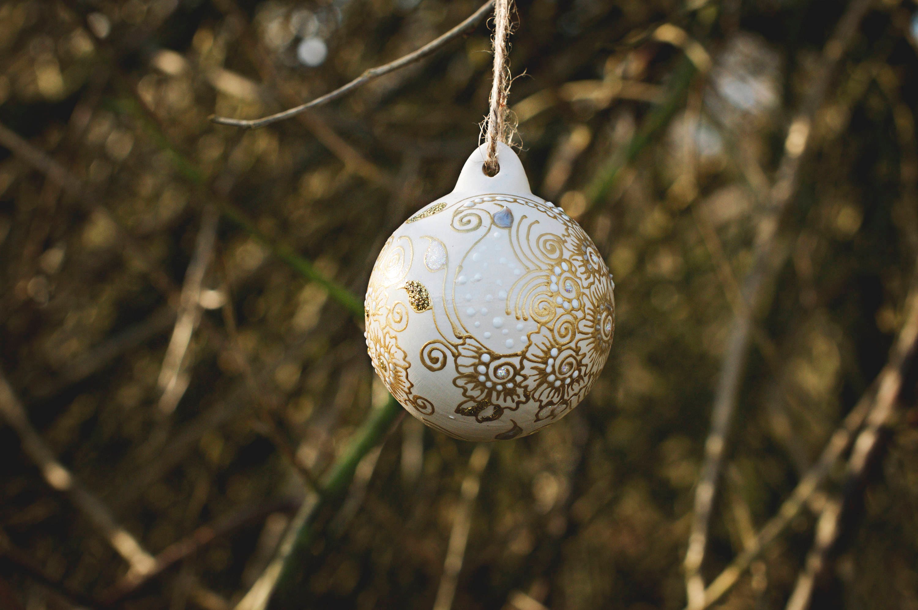 Single Hand Painted Medium Size Christmas Bauble With Gift Box - Etsy