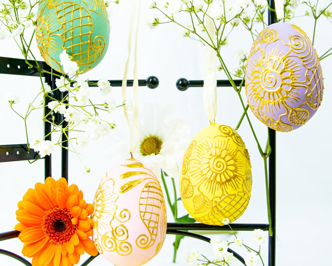 Set of 4 Ceramic Hanging Easter Egg Hand Painted Henna Style - Etsy