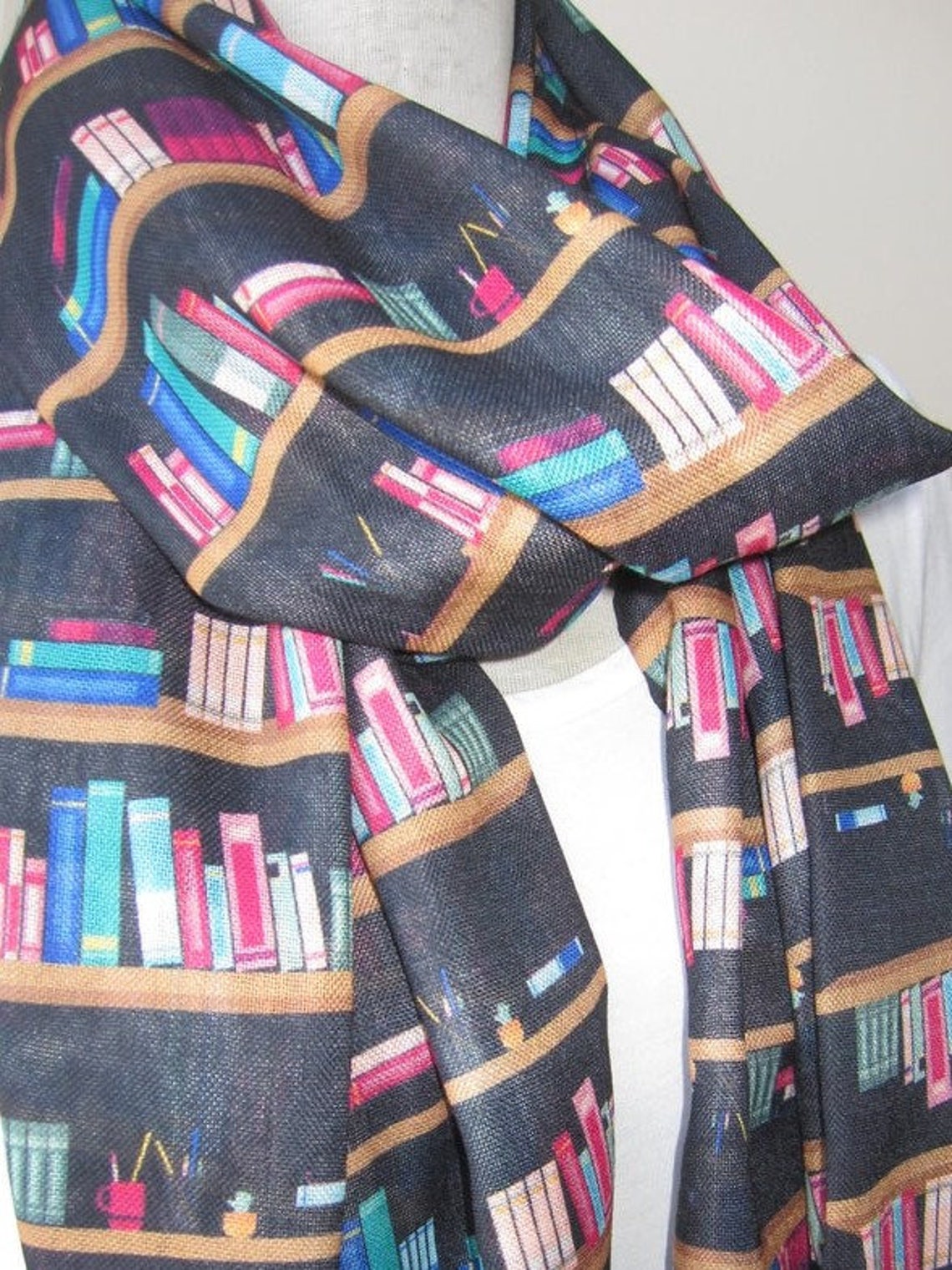 Bookshelf Book Pattern Scarf, Bookworm-geeky-literary-librarian-book ...