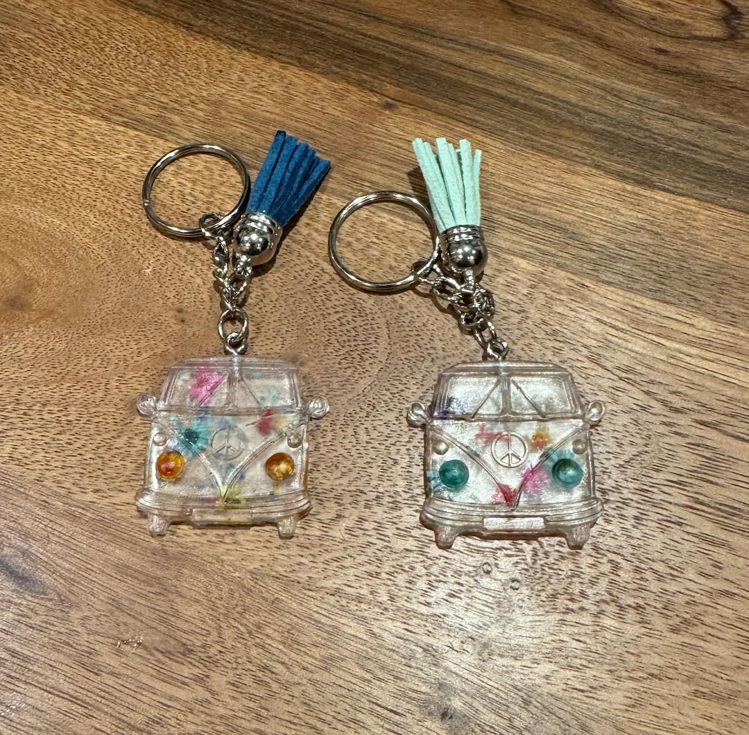 Volkswagen Bus Keychain, Volkswagen Bus Resin Keychain, Volkswagen ...